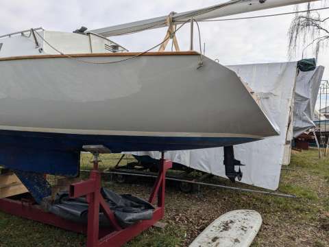 Daysailer for Sale - Enjoy Easy and Relaxed Sailing