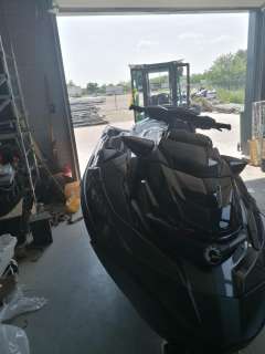 Sea-Doo RXT-X RS 300 Audio Triple Black, EUR 23.200,-