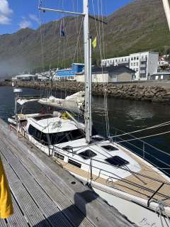 Sirius Sailing boats