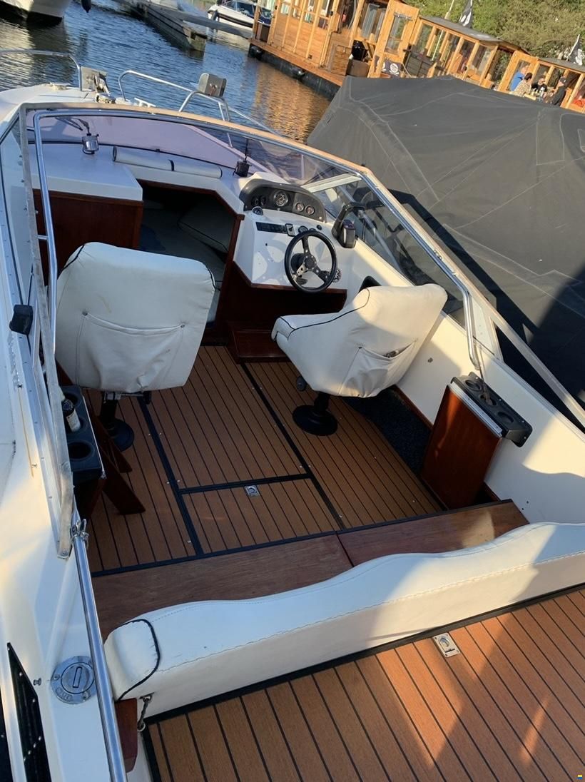 1988 Windy 22 Sport, EUR 26.500,-