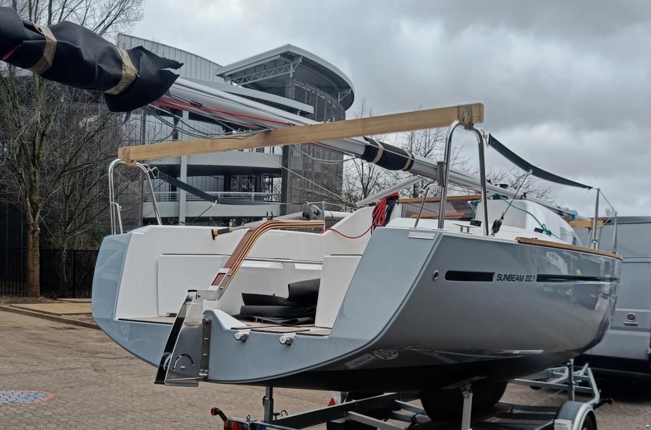 2022 Sunbeam 22.1 inkl. Harbeck Trailer mit 100km/h Z, EUR 75,590