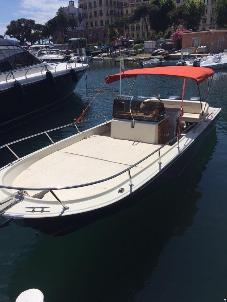 1989 Boston Whaler Outrage 25, EUR 35.000,-