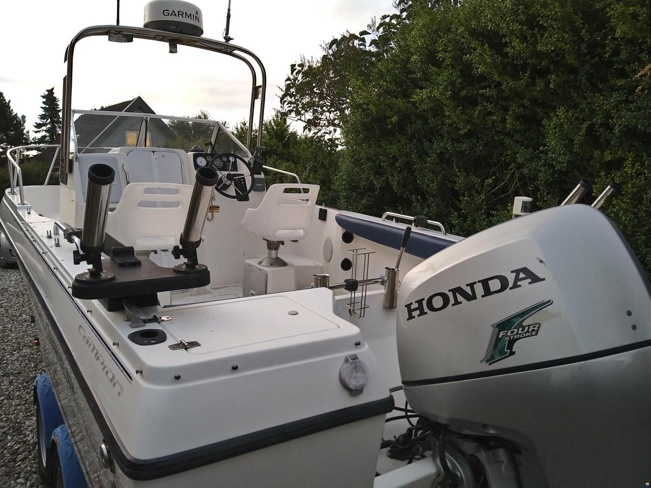 Campion Explorer 622 Wa outboard