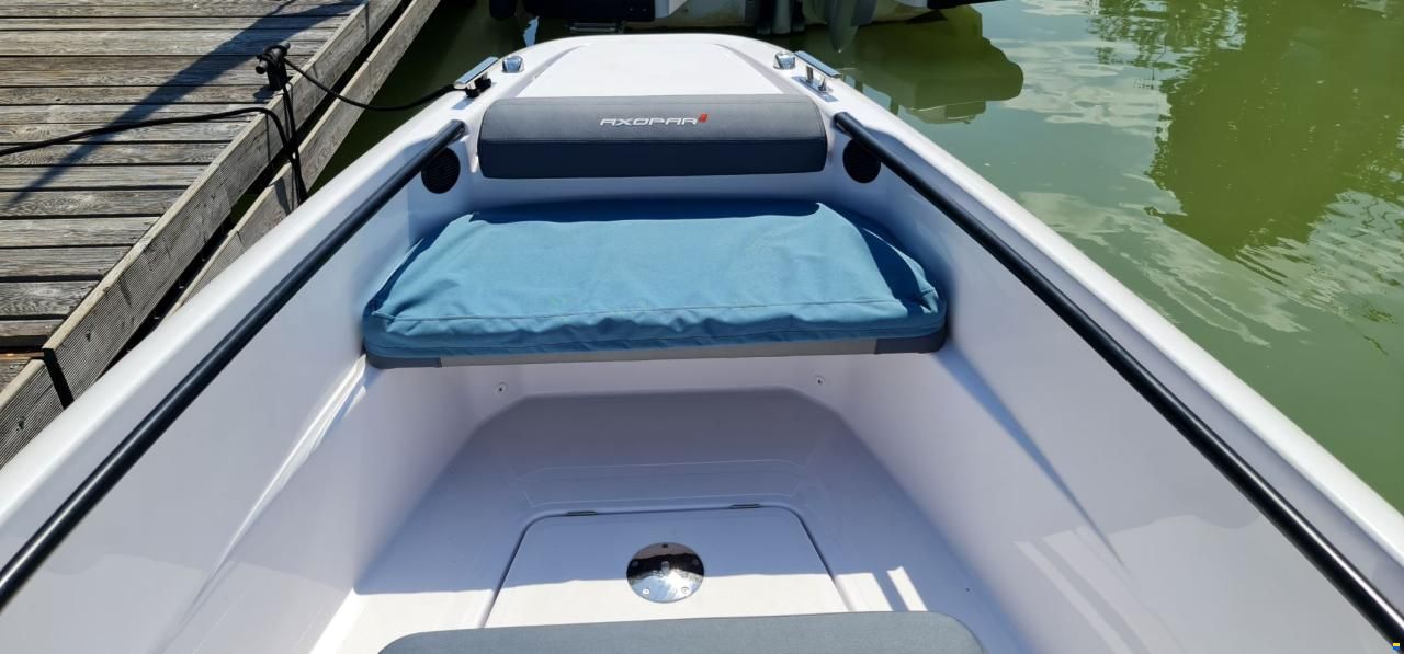 2022 Axopar 22 Spyder, EUR 71.600,-