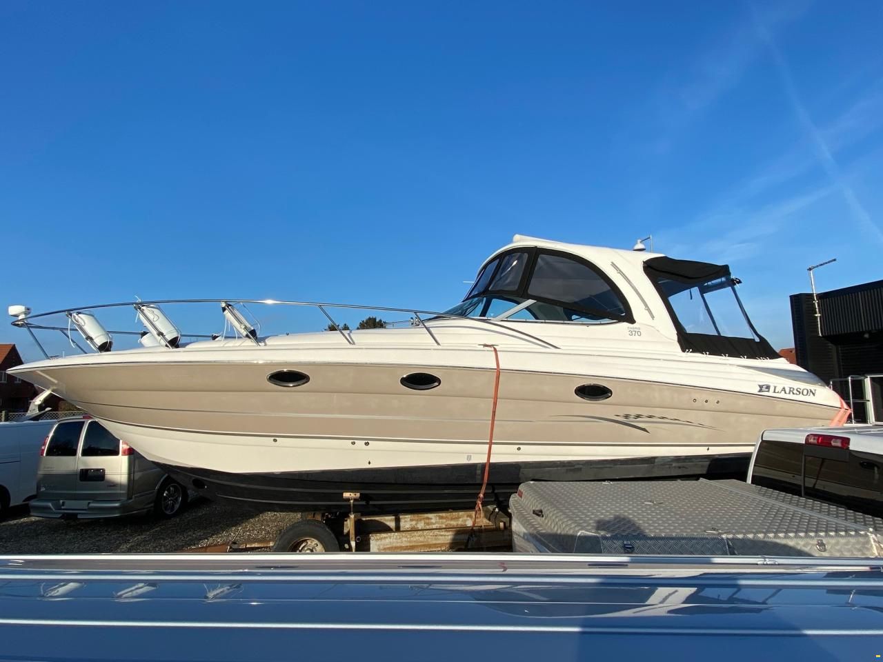 2008 Larson 370 Cabrio HT, DKK 1.095.000,-