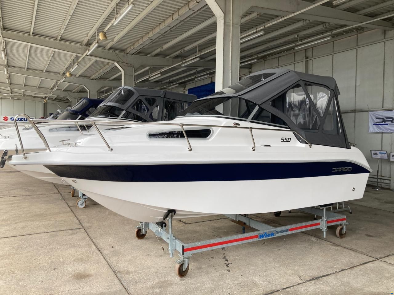 2022 Drago Boats 550, EUR 31.990,-