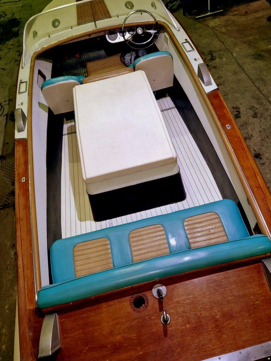 Chris Craft Holiday 20' V8, CHF 39.900,-