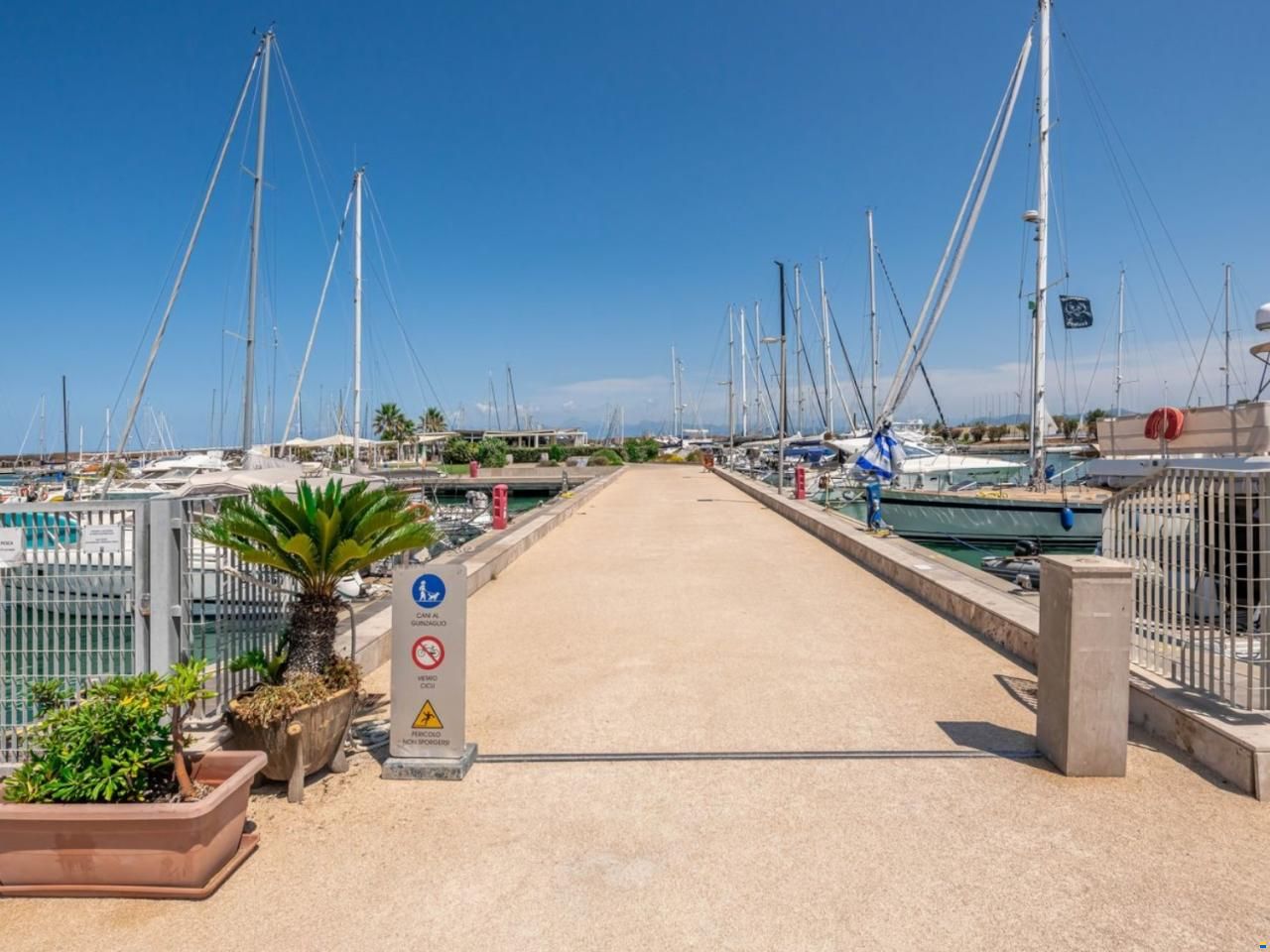 Posto barca di 12 metri (C18)