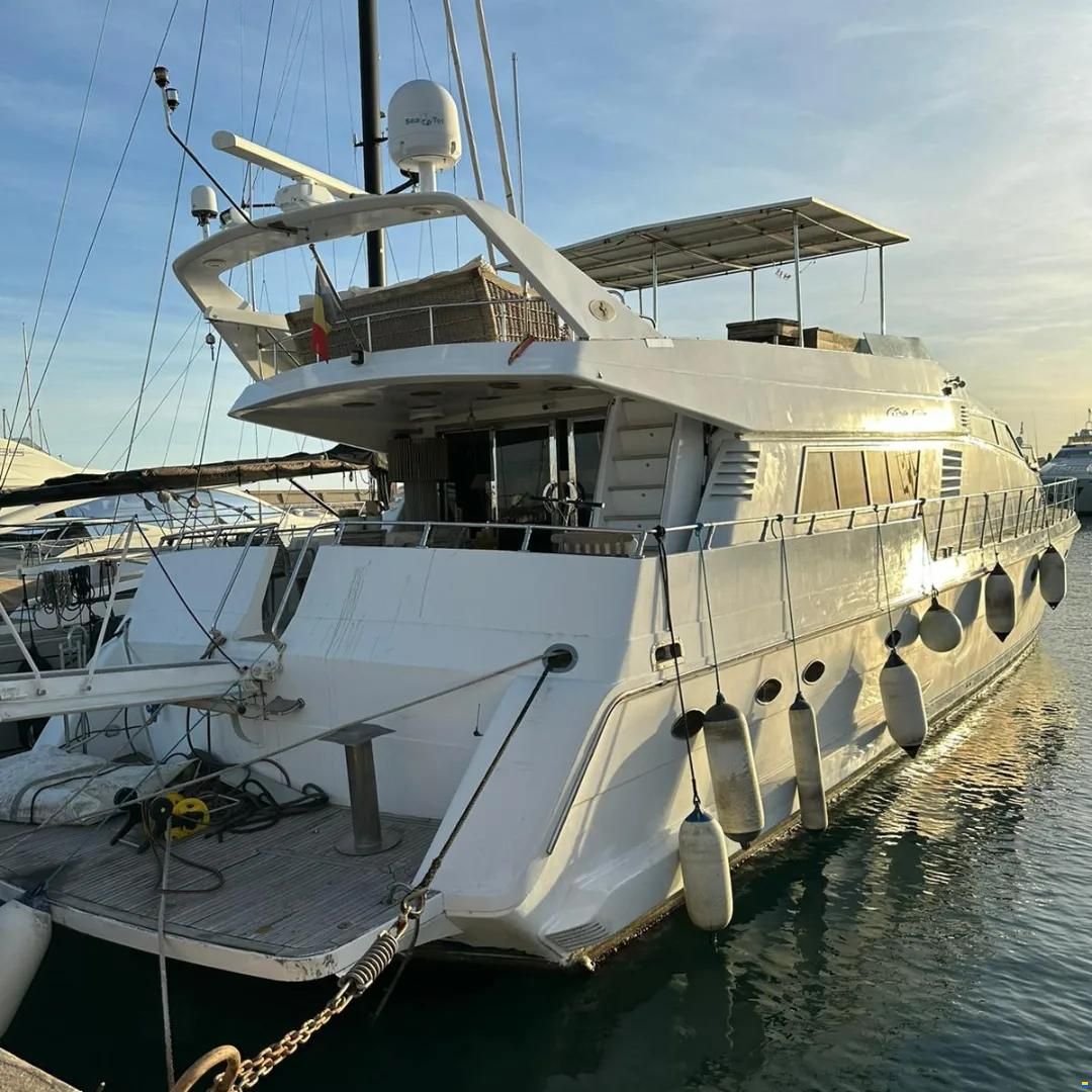 1992 Kha Shing Enterprises Co., Ltd. Montefino 73, EUR 300.000,-