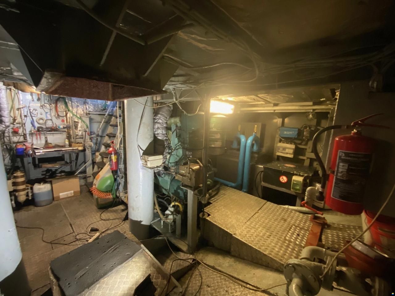 1982 Duw-sleepvlet 17.65, EUR 385 000