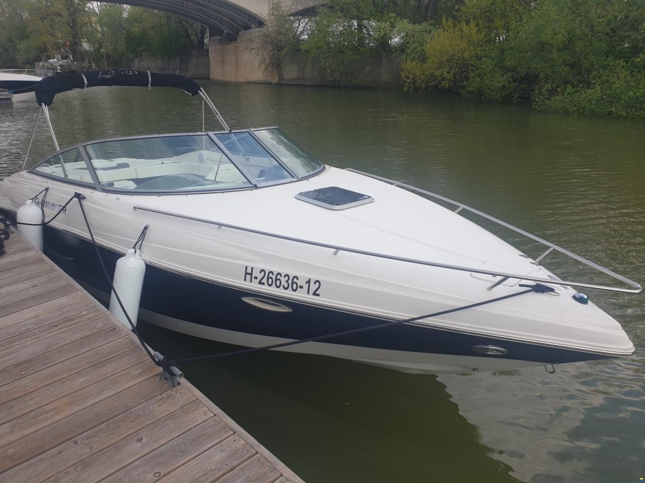 2006 Rinker 262 CC, EUR 65.800,-