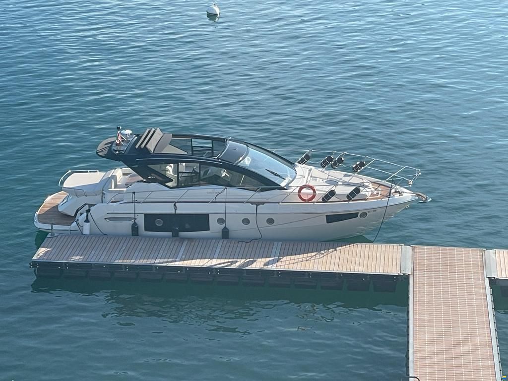 2020 Cranchi M44, EUR 698.400,-