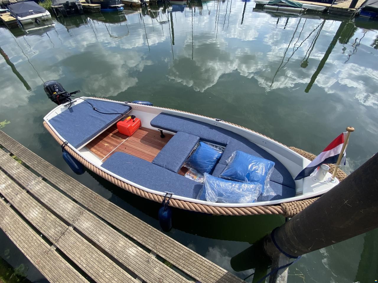 2022 Stalen vlet / sloep, EUR 6.950,-
