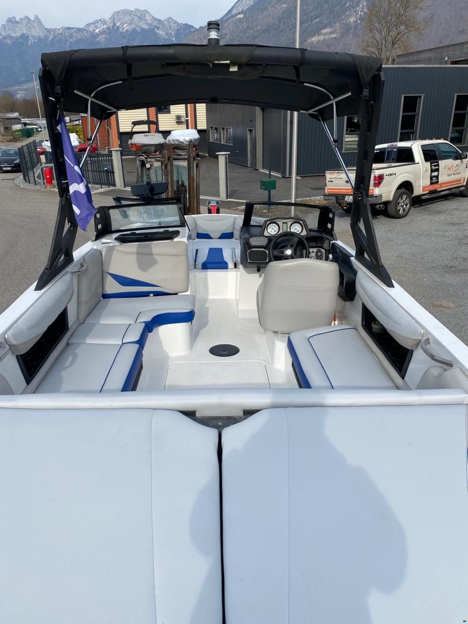 2018 Axis T22, EUR 82.500,-