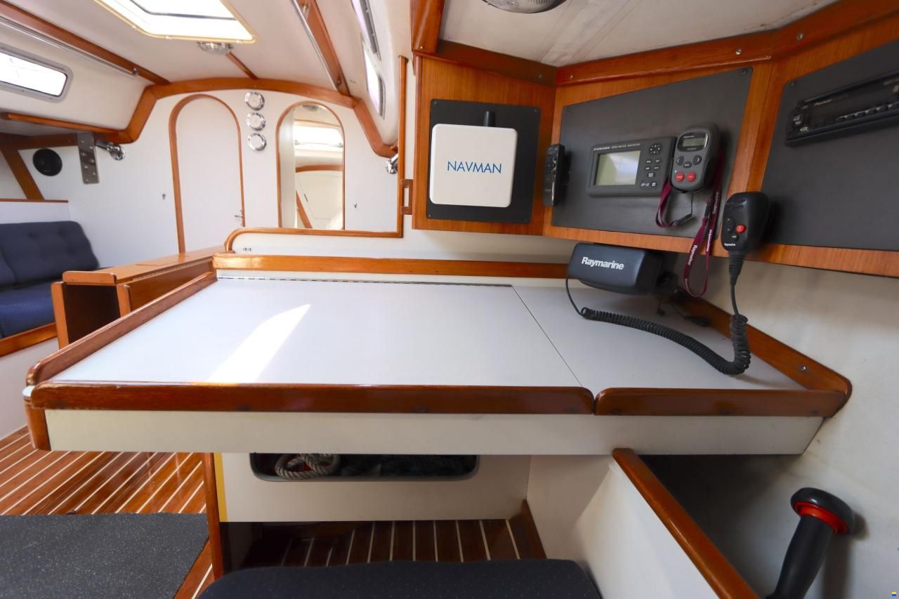 1992 J BOAT J39, 54 500