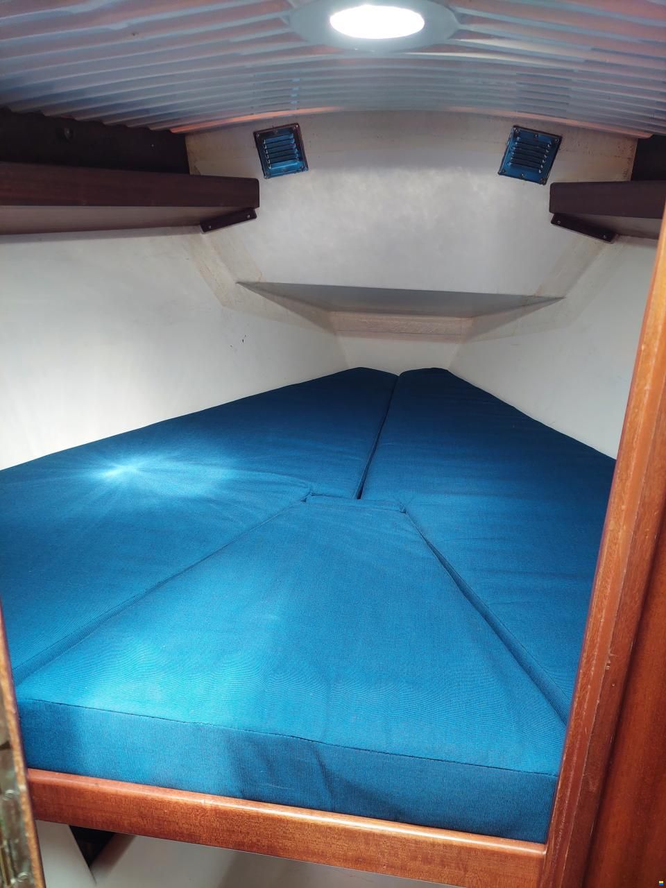 1976 Conyplex Contest 31 HT, 20 000