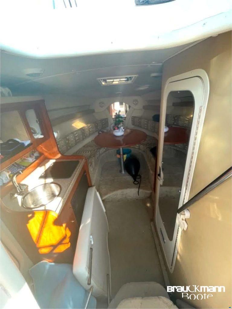 2005 Rinker Fiesta Vee 270, EUR 35.000,-