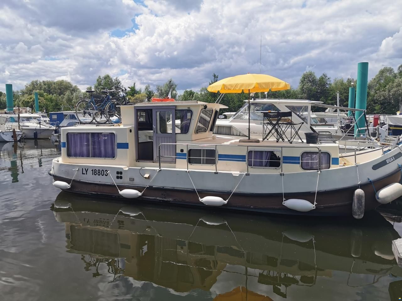 1984 Locaboat Hausboot Penichette, CHF 19.000,-