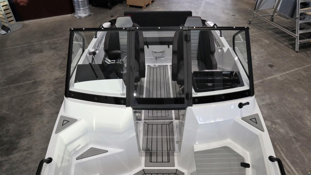 2022 Finnmaster Husky R5, EUR 41.190,-