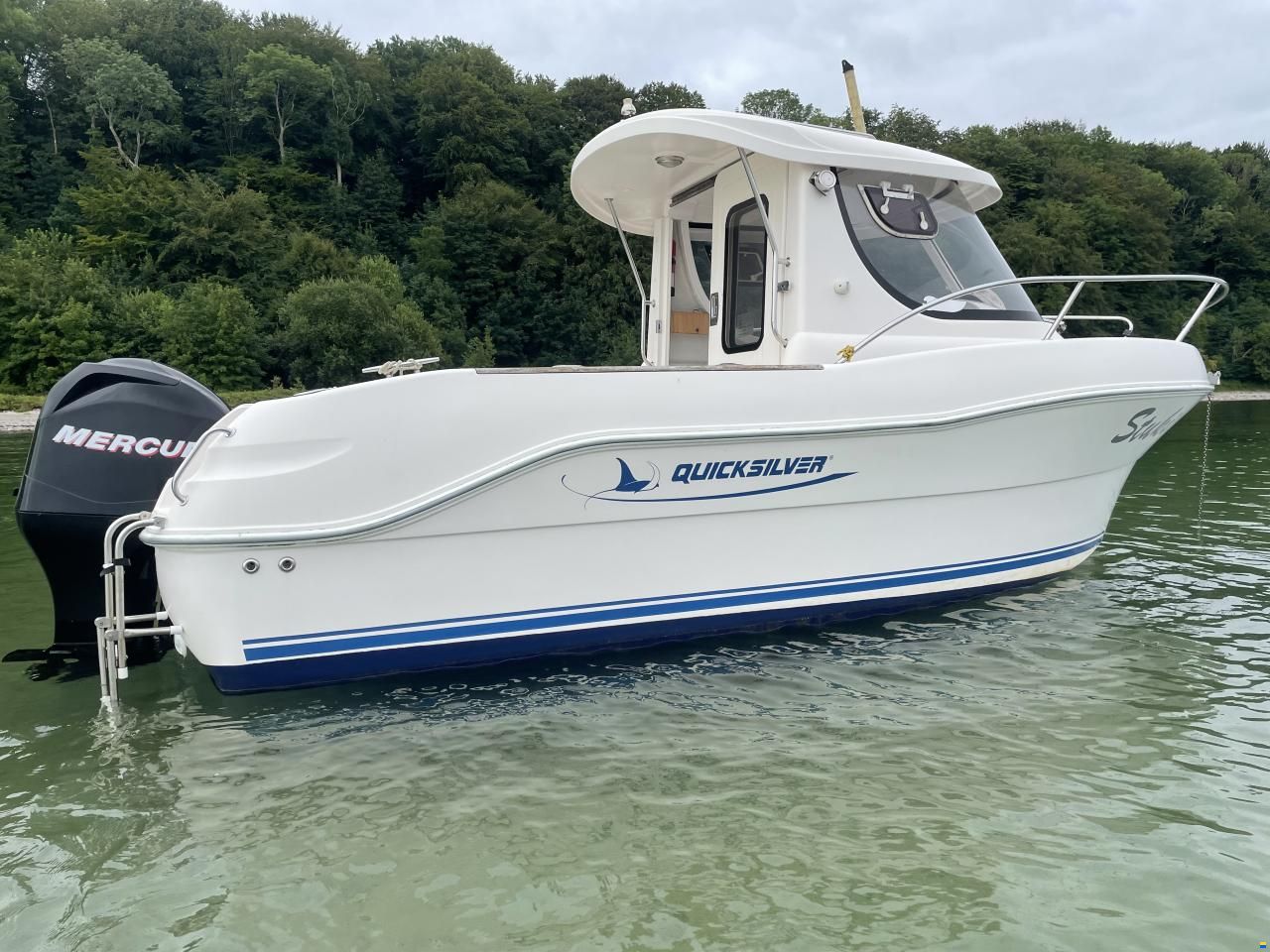 2009 Quicksilver Pilothouse 580, EUR 20.500,-