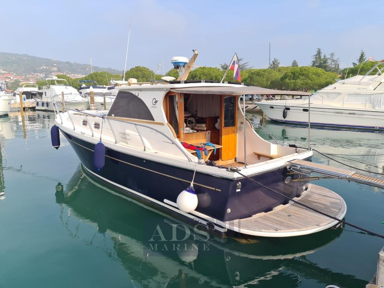 2007 Cantieri Estensi Goldstar 360, EUR 155.000,-