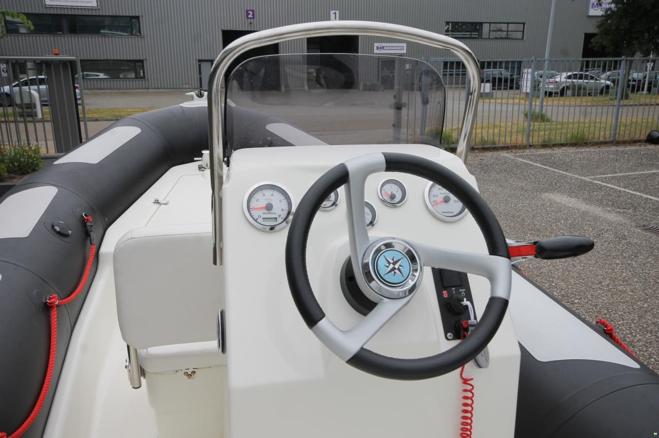 2016 Zodiac Pro 500 Touring, EUR 17.500,-