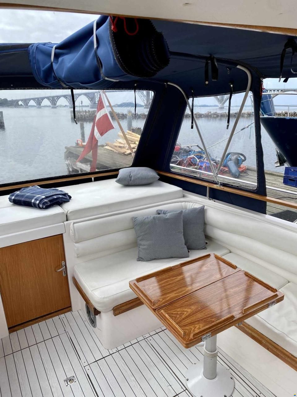 1995 Nidelv 28 Nidelv 28 HT motorbåd, DKK 345.000,-