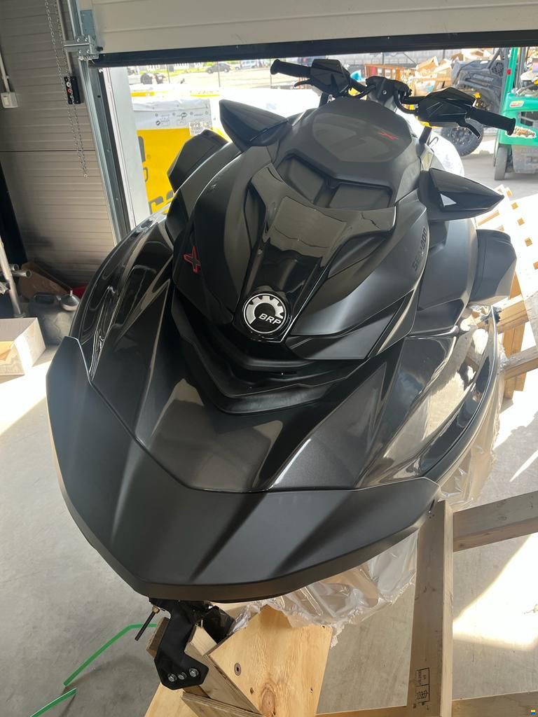 2023 Sea-Doo RXP-X RS 300 Audio Triple Black, EUR 22.200,-