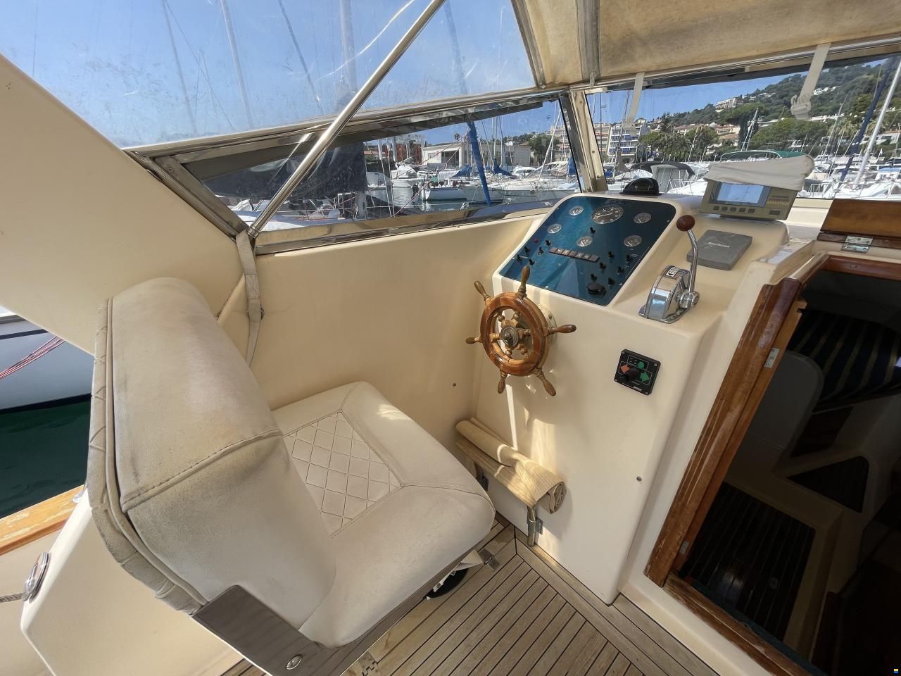 1997 Apreamare Smeraldo 8 Cabinato, EUR 47.500,-