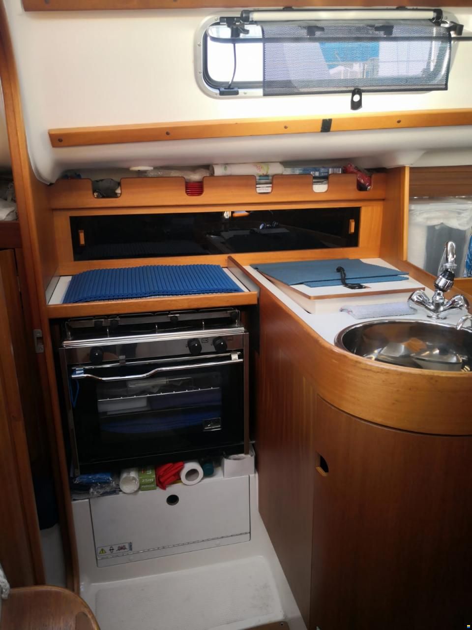 2002 X-Yachts X-302, EUR 48.000,-