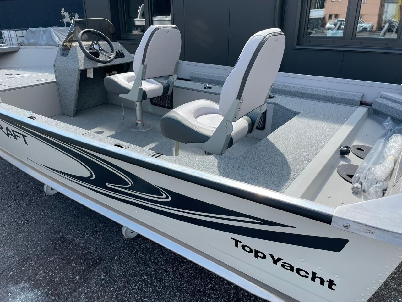 2023 Starcraft Patriot 16 Side Console, EUR 14.995,-