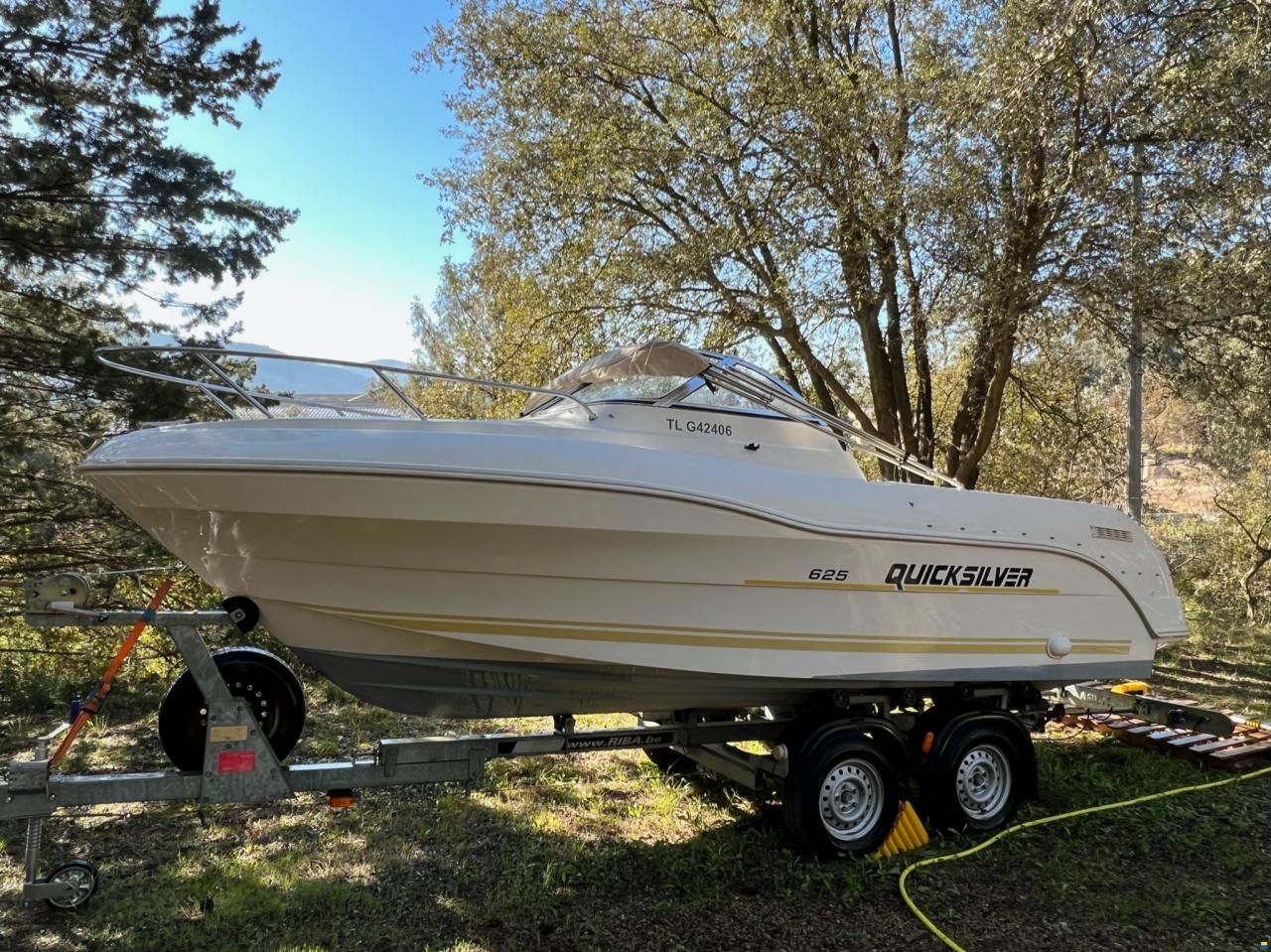 2000 Quicksilver 625 cruiser, EUR 16.500,-
