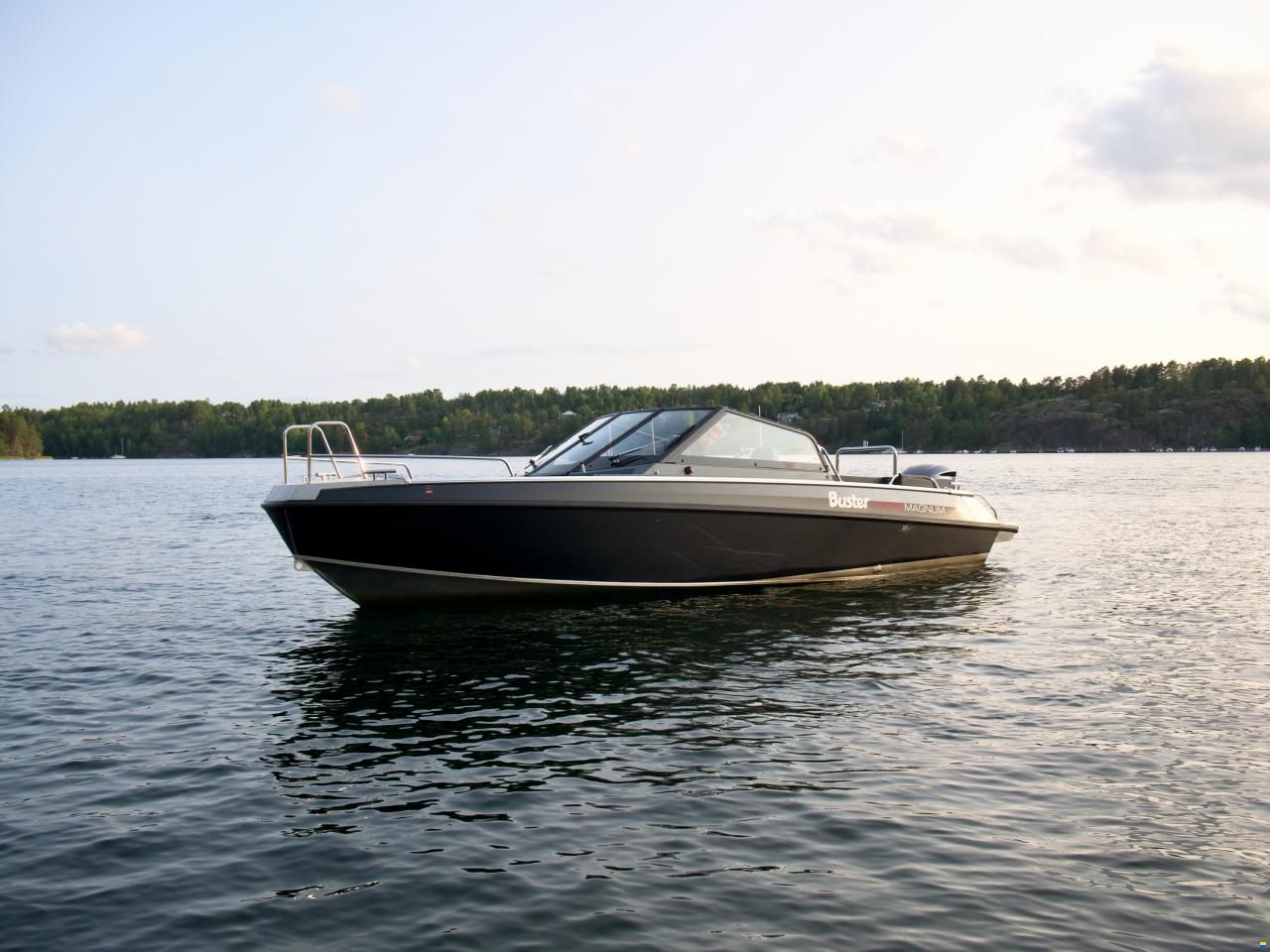 2019 Buster Supermagnum, SEK 799.000,-