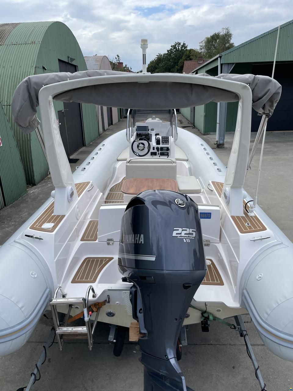 2012 Capelli tempest 770, EUR 57.000,-
