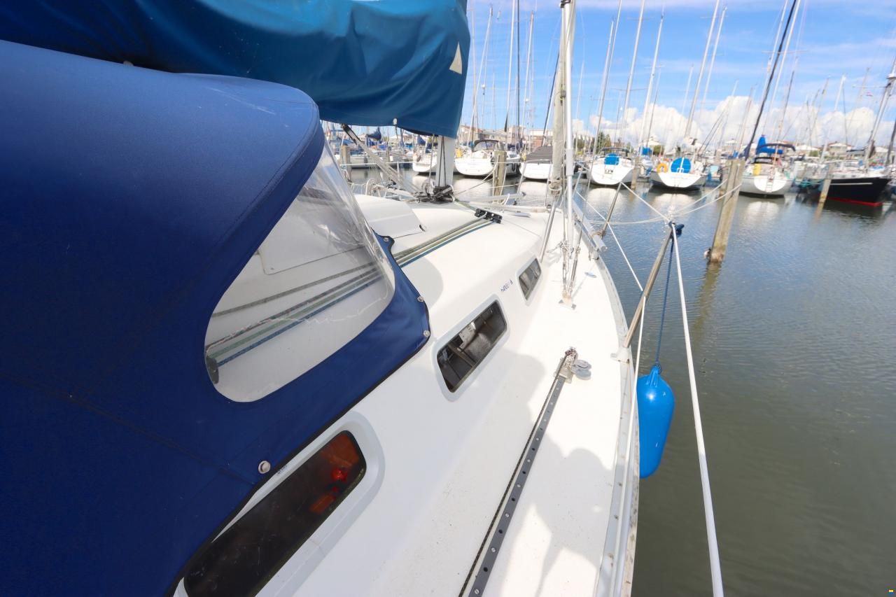 1998 Hanse 301, EUR 22.500,-