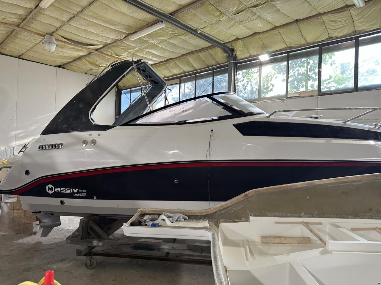 2023 Massiv Boat Cabin 695 Spoiler, EUR 78.000,-