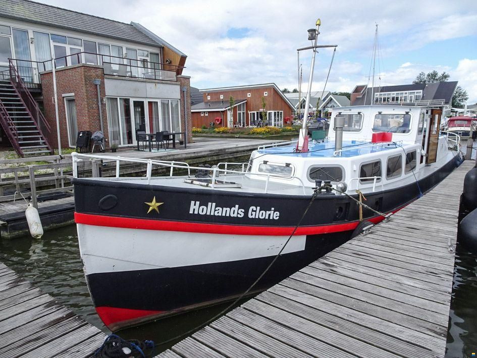 1900 Motorschip 14.45, EUR 29.500,-