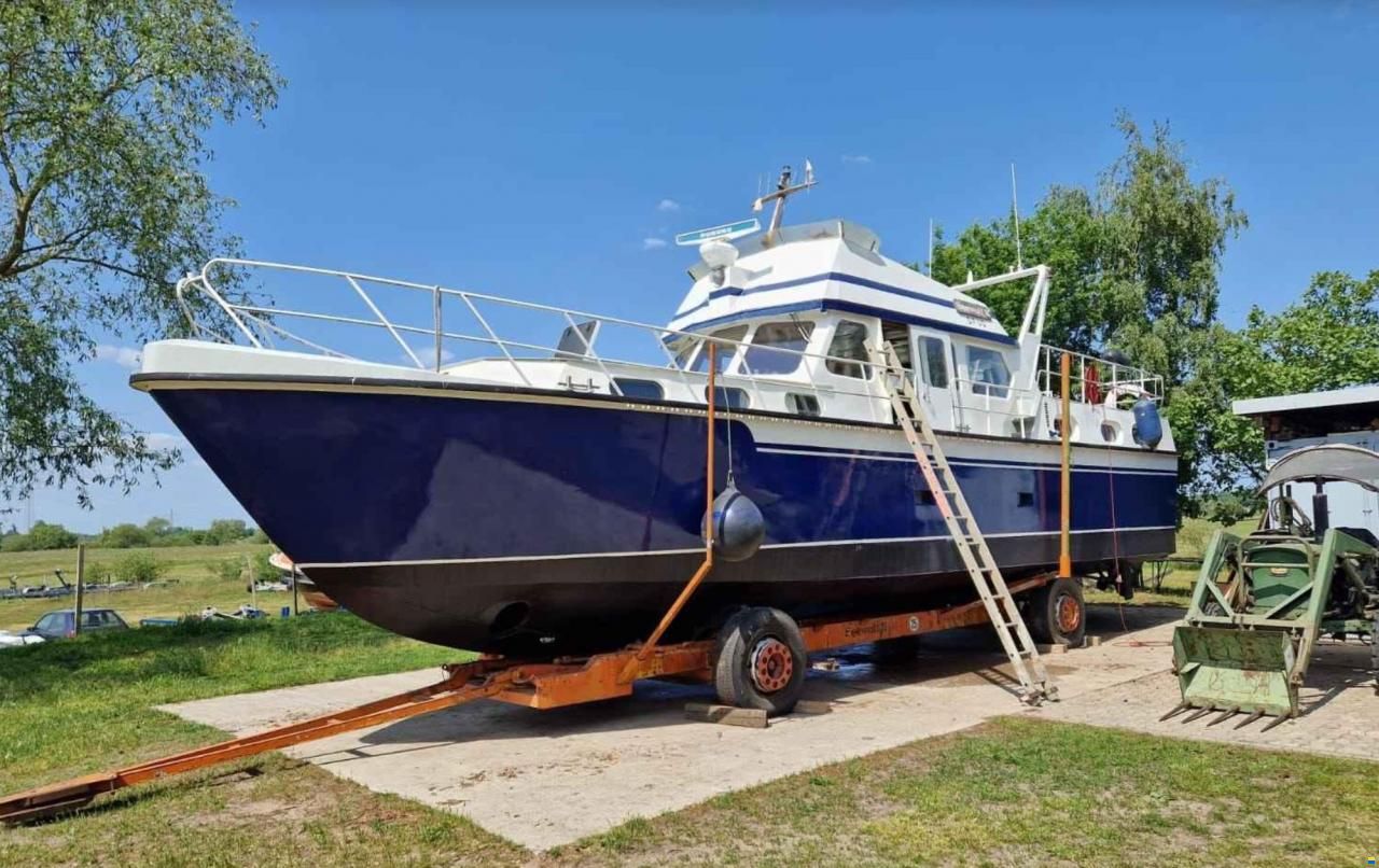 1973 Motorkruiser 1463, EUR 20.000,-