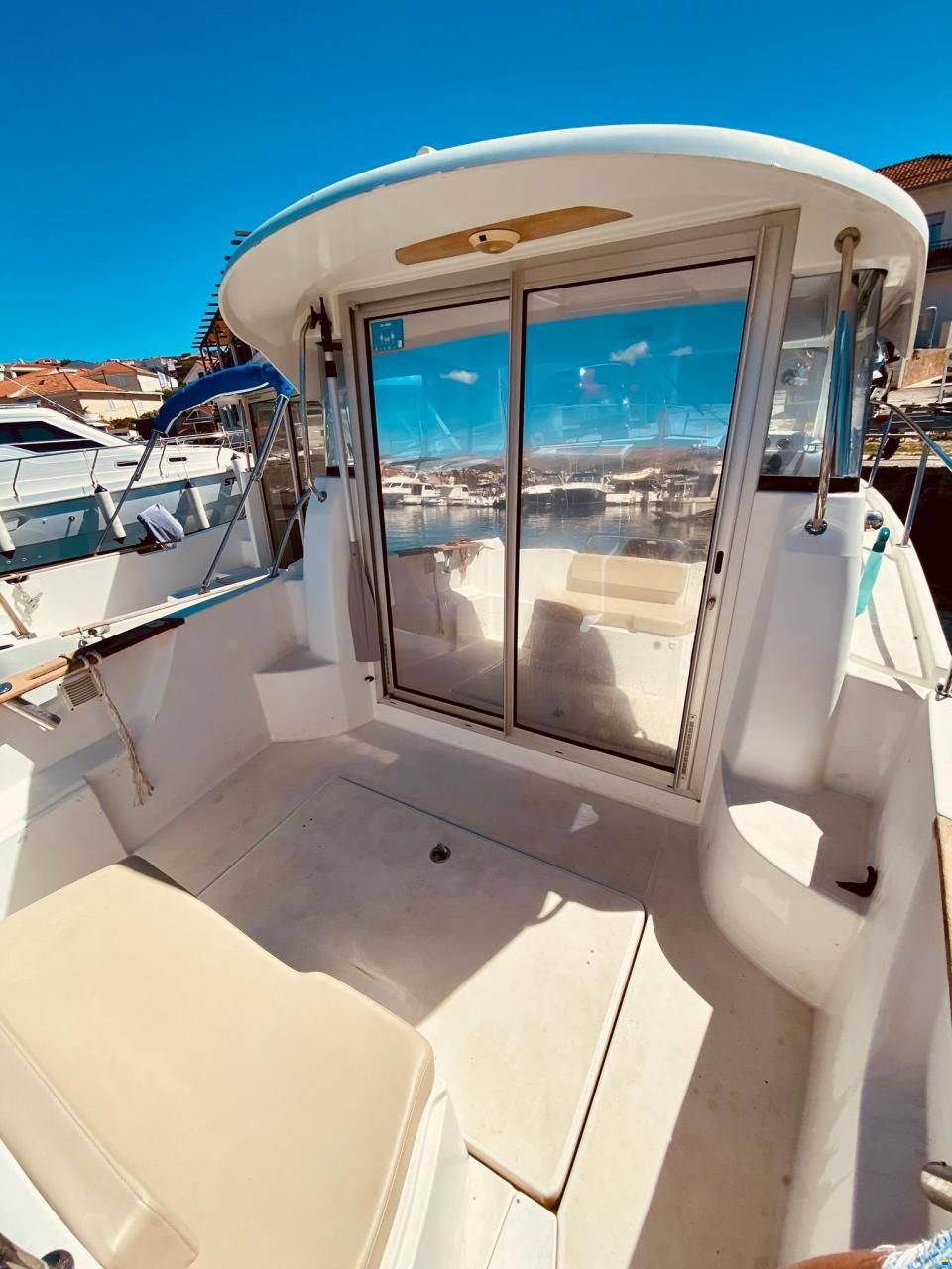 2009 Bénéteau ANTARES 750 HB, EUR 58.000,-