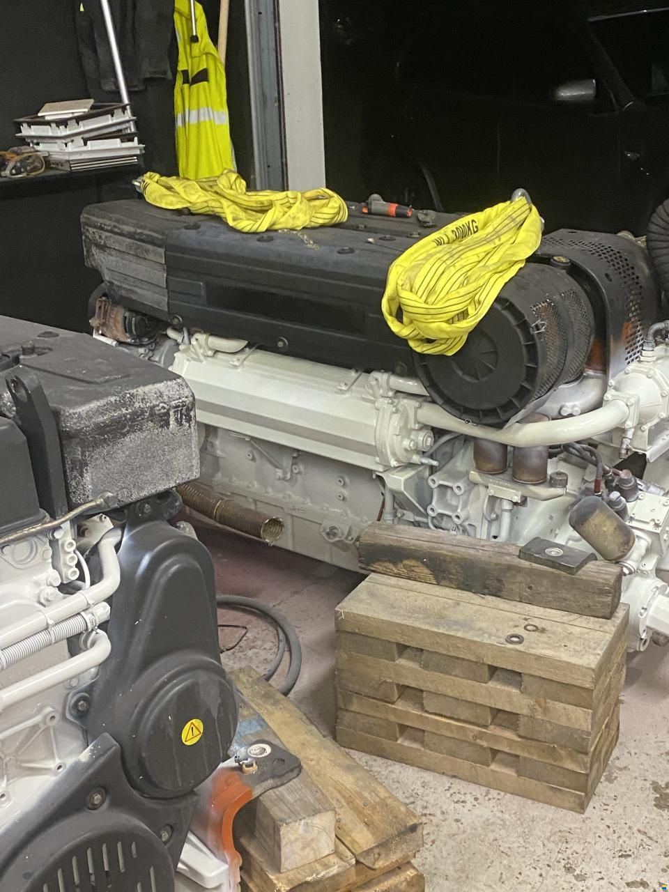 2002 Volvo Penta Volvo d12-700, EUR 75.000,-