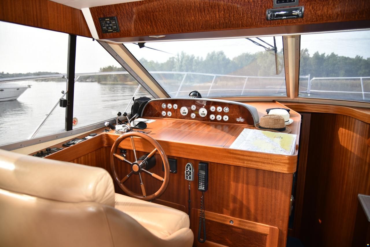 1997 Storebro 430 Biscay, SEK 2,650,000