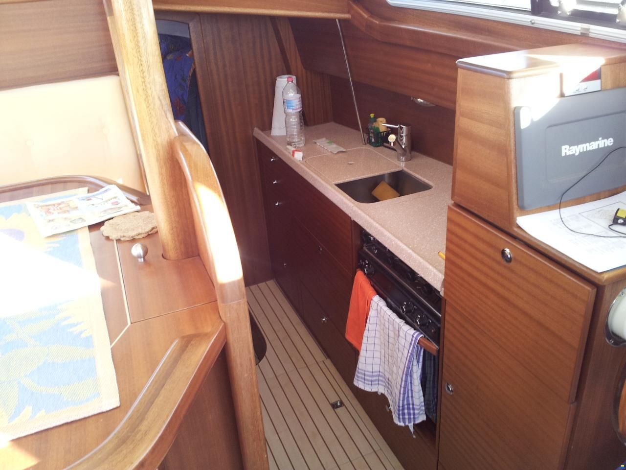 2010 Sirius 32 DS Schwenkkiel, EUR 179.000,-