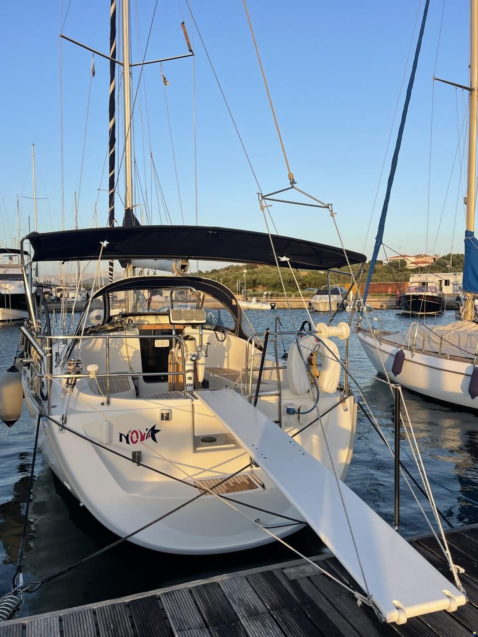 2006 delphia 37 Armatoriale, EUR 65.000,-