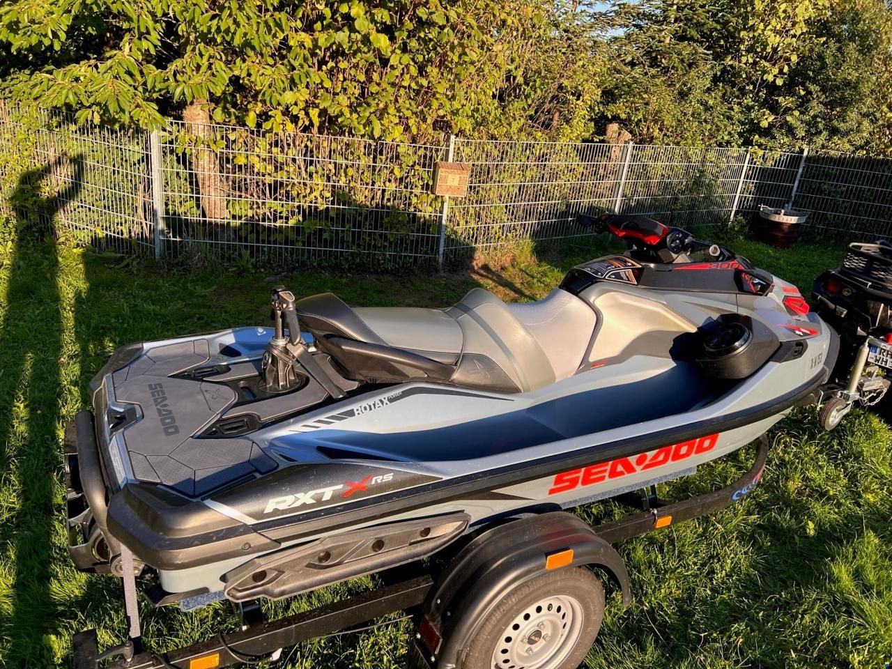 2018 Sea-Doo RXT 300 XRS, EUR 16.900,-