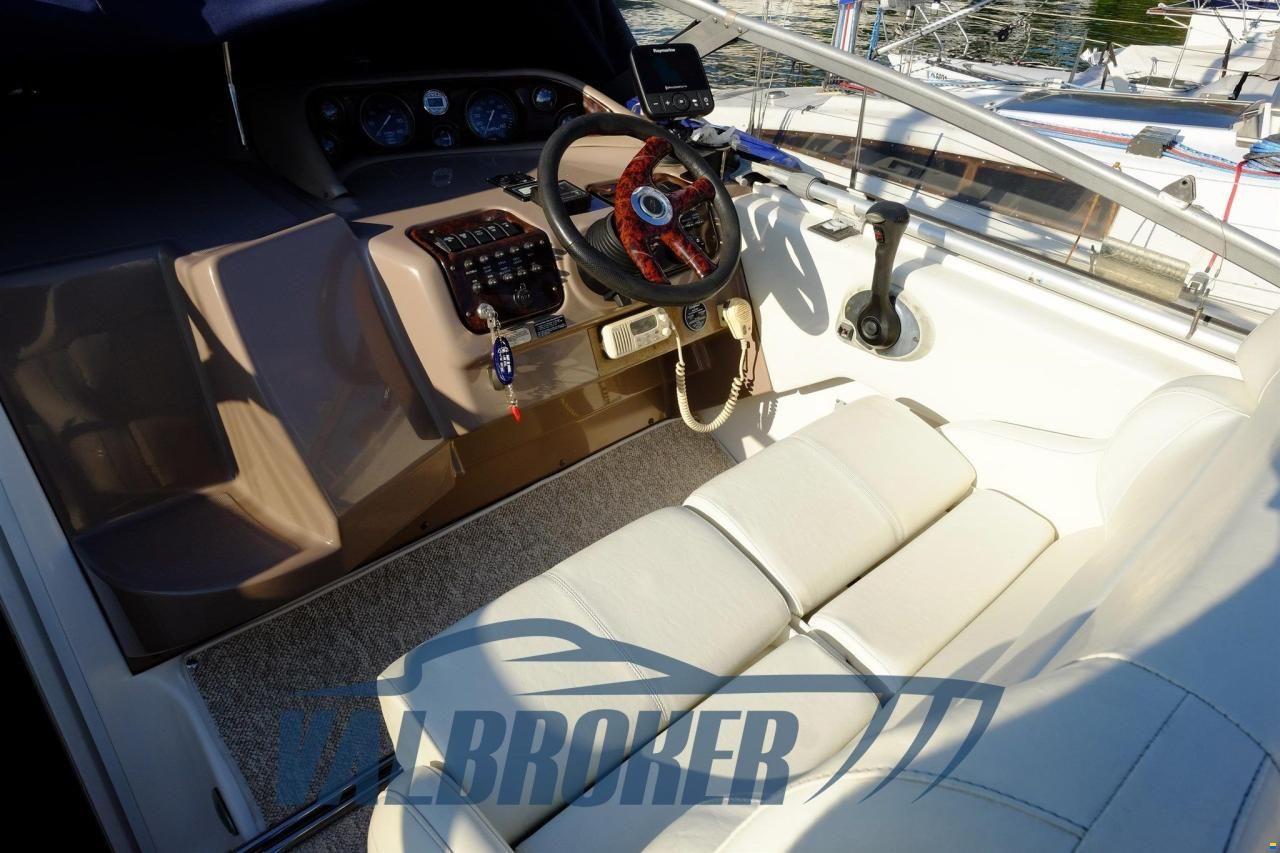 2002 Regal Marine COMMODORE 2665, EUR 44.900,-