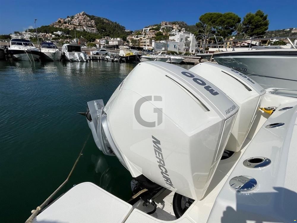 2022 Boston Whaler 325 Conquest, EUR 650.000,-