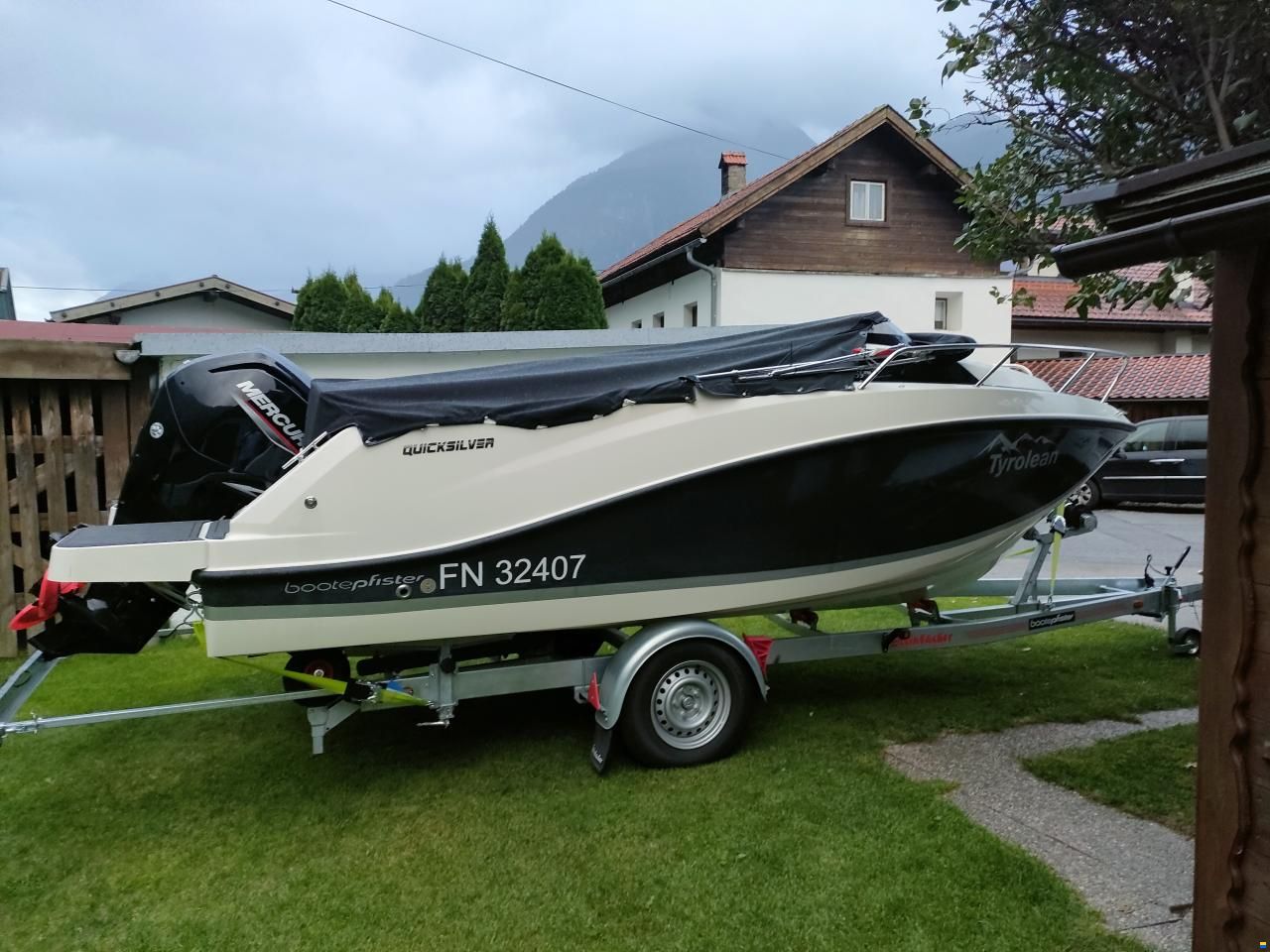 2022 Quicksilver Cabin 555, 38 500