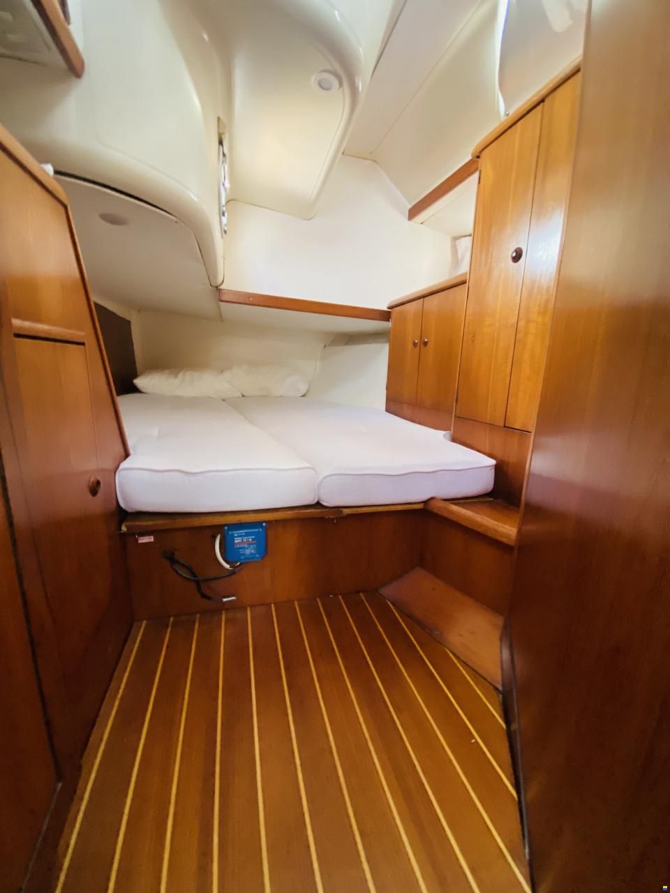 2000 Jeanneau 45.2, EUR 89.000,-