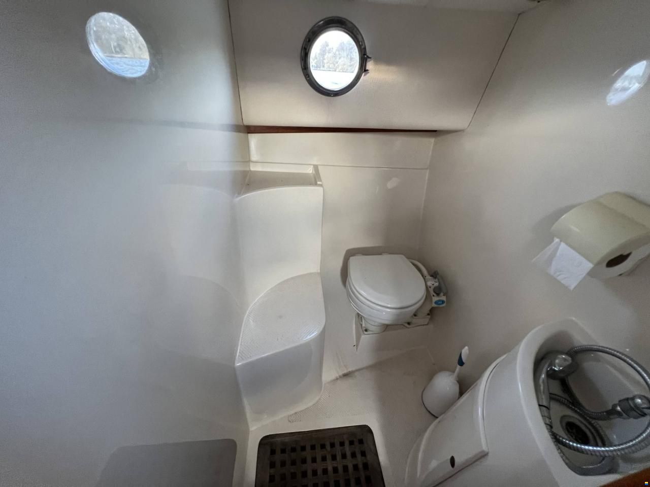 1999 WeCo 825 Cabin, Reserviert