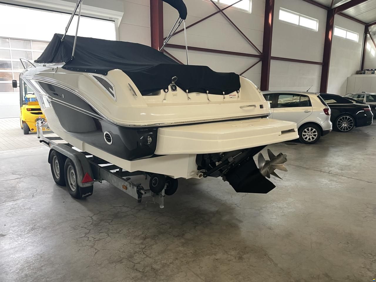 2013 Sea Ray 235 Weekender, EUR 48.000,-